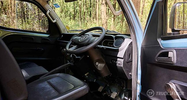 TATA Intra V50 Truck Price in India, 2025 | Mileage, Brochure ...