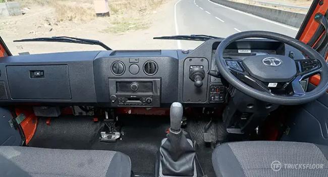 Tata 1216 LPT 5300 / CBC Truck Price in India, 2025 | Mileage, Brochure ...