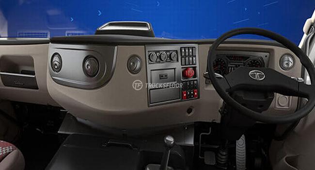 Tata Signa 2825.K/TK Truck Price in India, 2026 | Mileage, Brochure ...