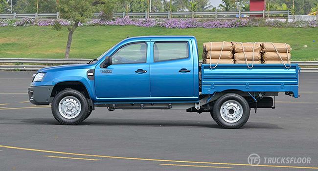 Tata Yodha Crew Cab 4 X 4 Truck Price in India, 2026 | Mileage ...